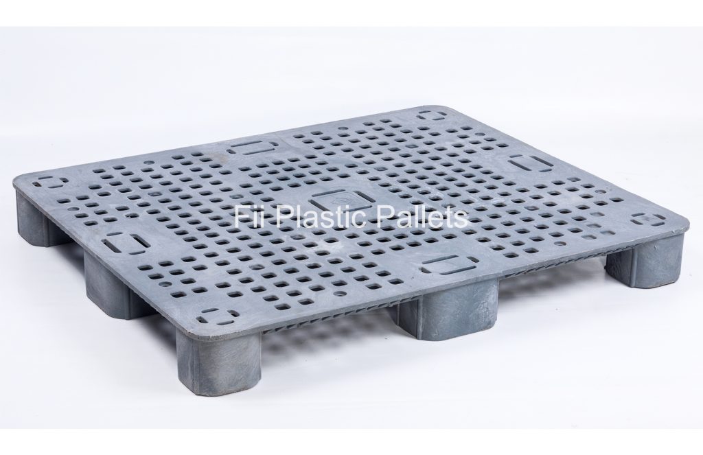 Fii Pre-Owned Plastic Pallets | Reusable | Cost Effective